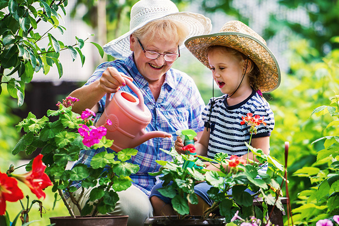 Five Health Tips for Older Adults This Spring | SelectQuote