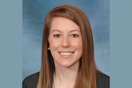 What conditions can mimic acute appendicitis?