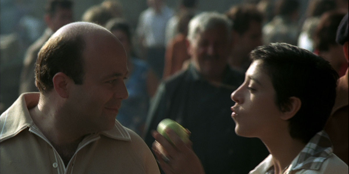 Snapshot Around the Family Table with Tereza Barta