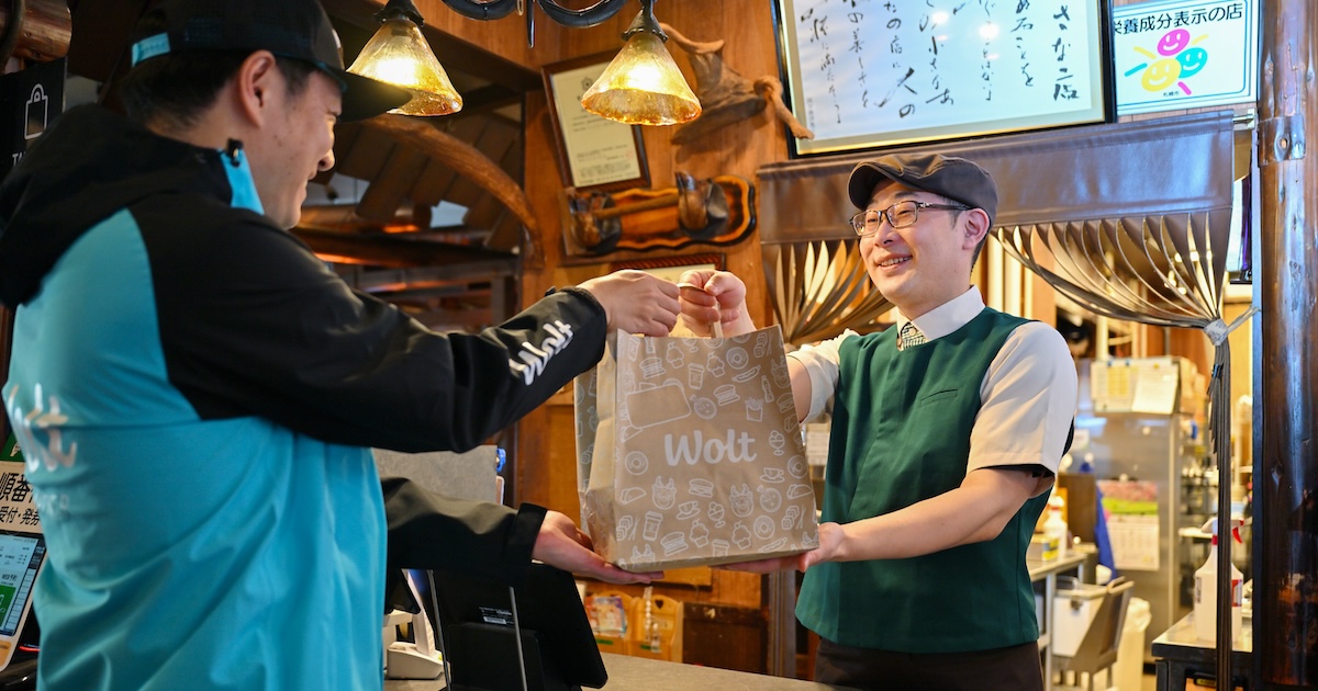 Bringing Bikkuri Donkey’s meals home with Wolt - Wolt (Japan)