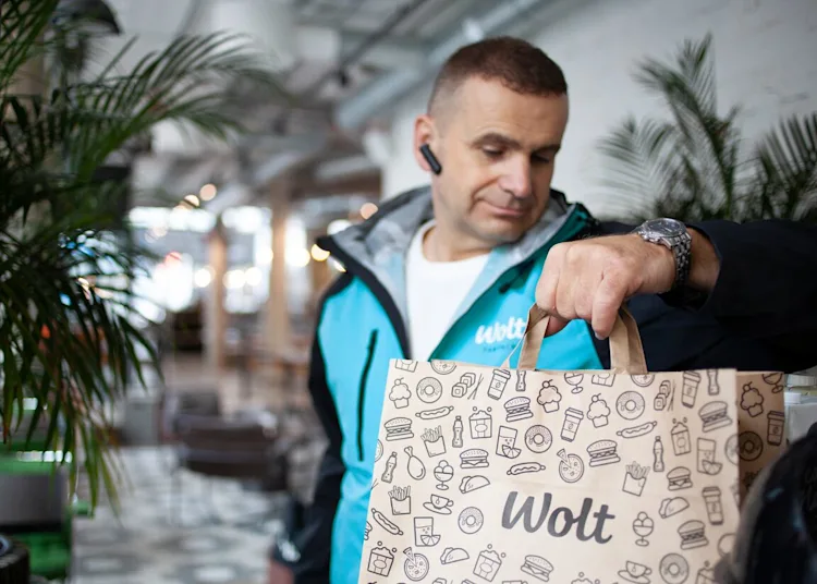 Become a Wolt Courier Partner - Wolt (Greece)