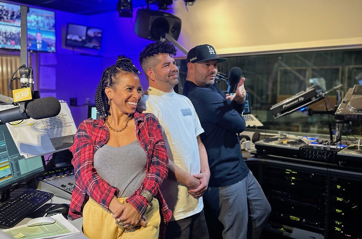 Mas Exitos with Gary “Ganas” Garay: KCRW Guest DJ set | KCRW
