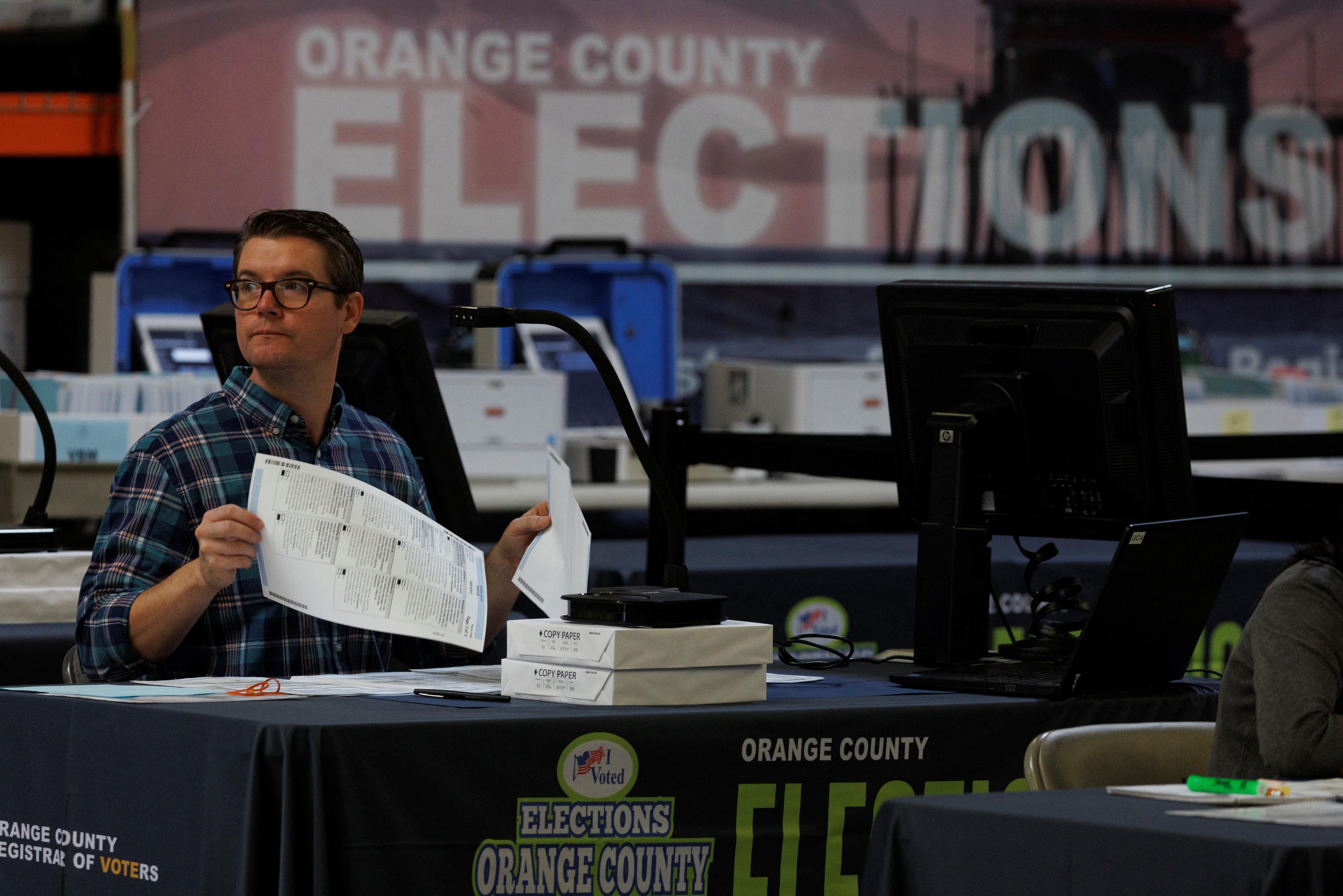 2022 midterms: Will we see red mirage? More like pink… | KCRW