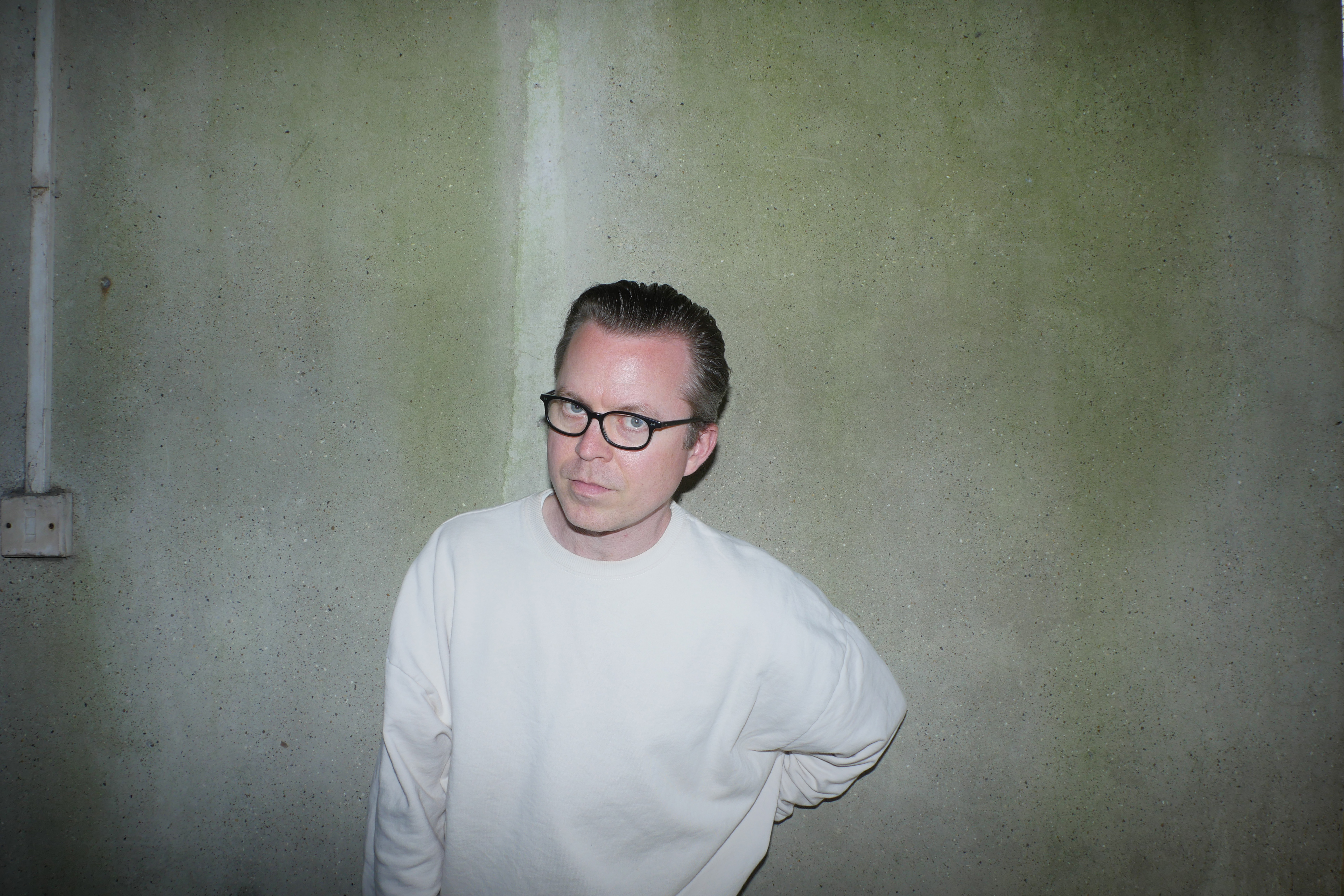 Tom Vek: ‘C-C (You Set The Fire In Me) (Dave Glass… | KCRW