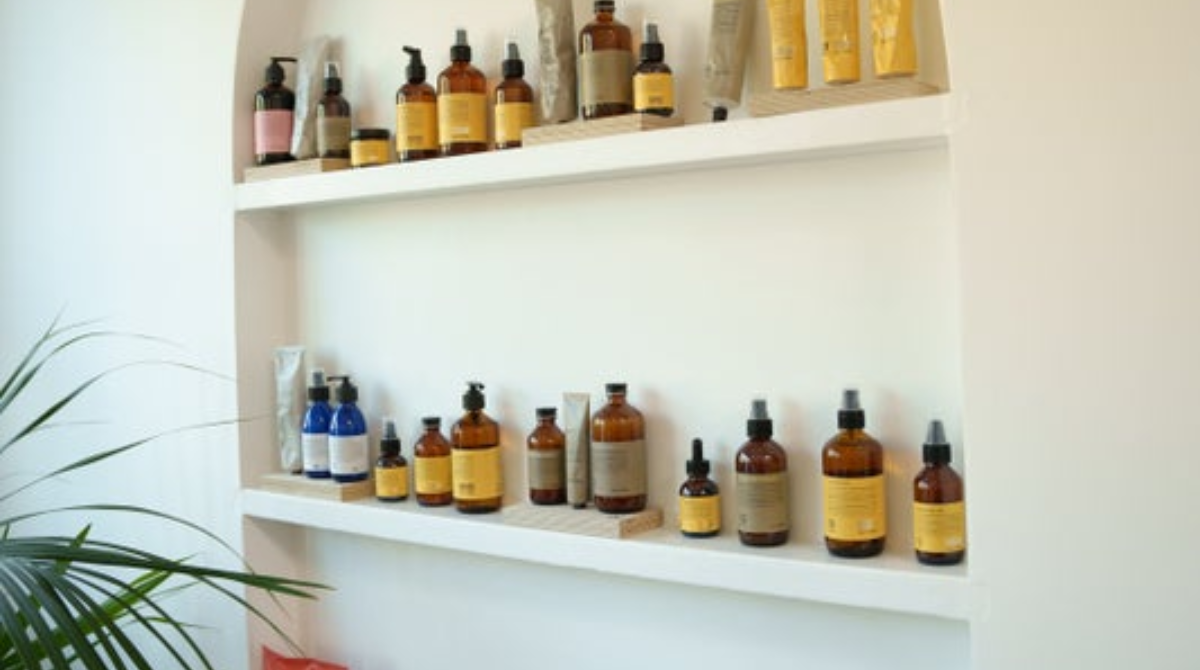 How to Improve Salon Inventory Management With New Software