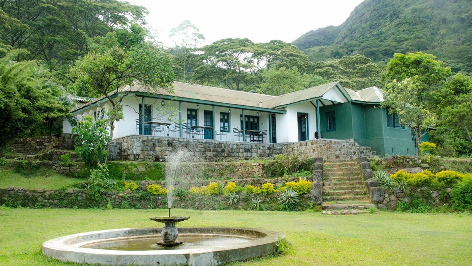 Sir John's Bungalow | Rapid Adventures