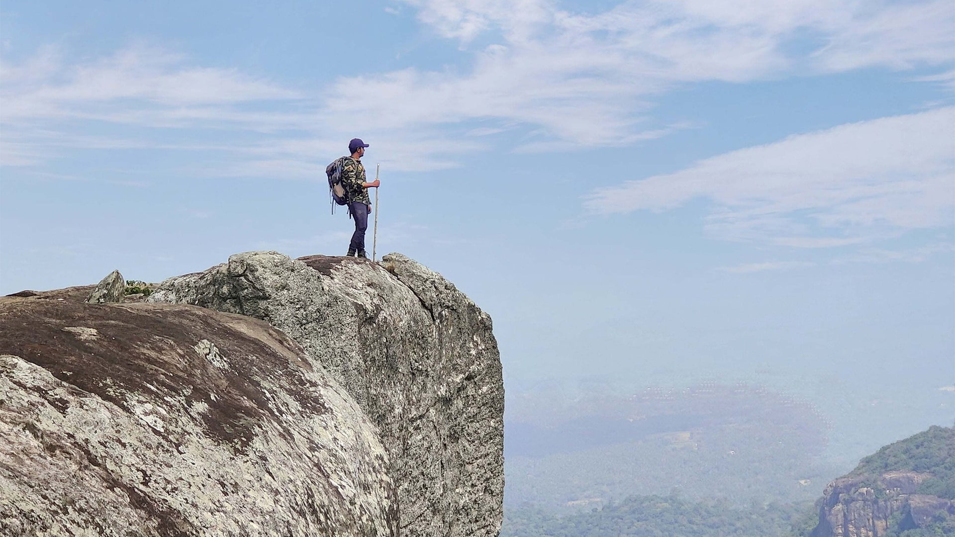 Discover Dolukanda Mountain | Rapid Adventures