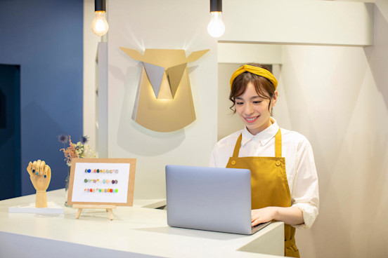 Le logiciel Square pour les salons de manucure : Une solution tout-en-un