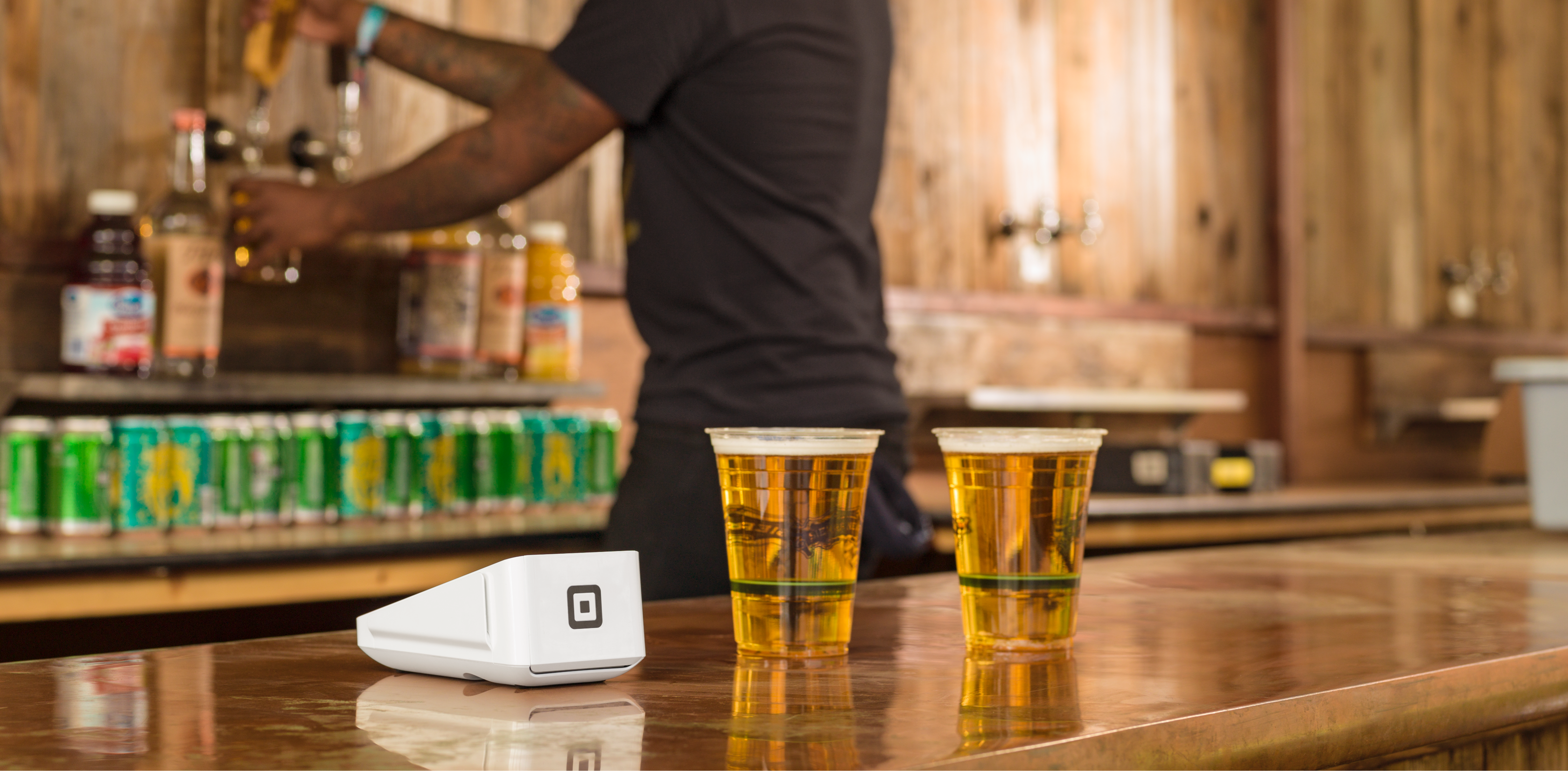 Portable card machine for processing payments | Square Terminal