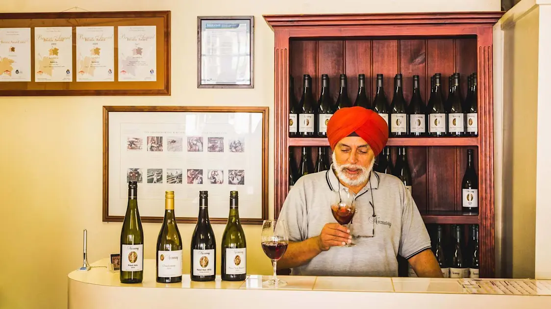Nazaaray Estate, Mornington Peninsula - Book a Wine Tasting