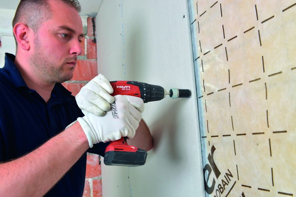 Réaliser une cloison Gyproc avec des profilés Metal Stud | GAMMA