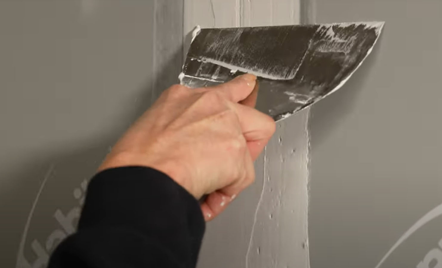 Parachever les joints des panneaux Gyproc ? | GAMMA