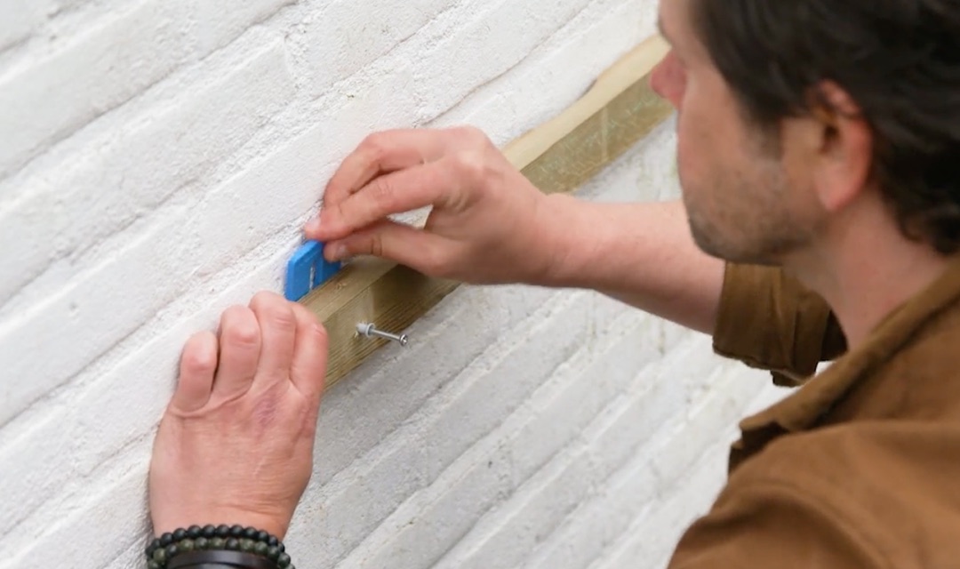 Lattenwand buiten bevestigen? Volg deze stappen | GAMMA
