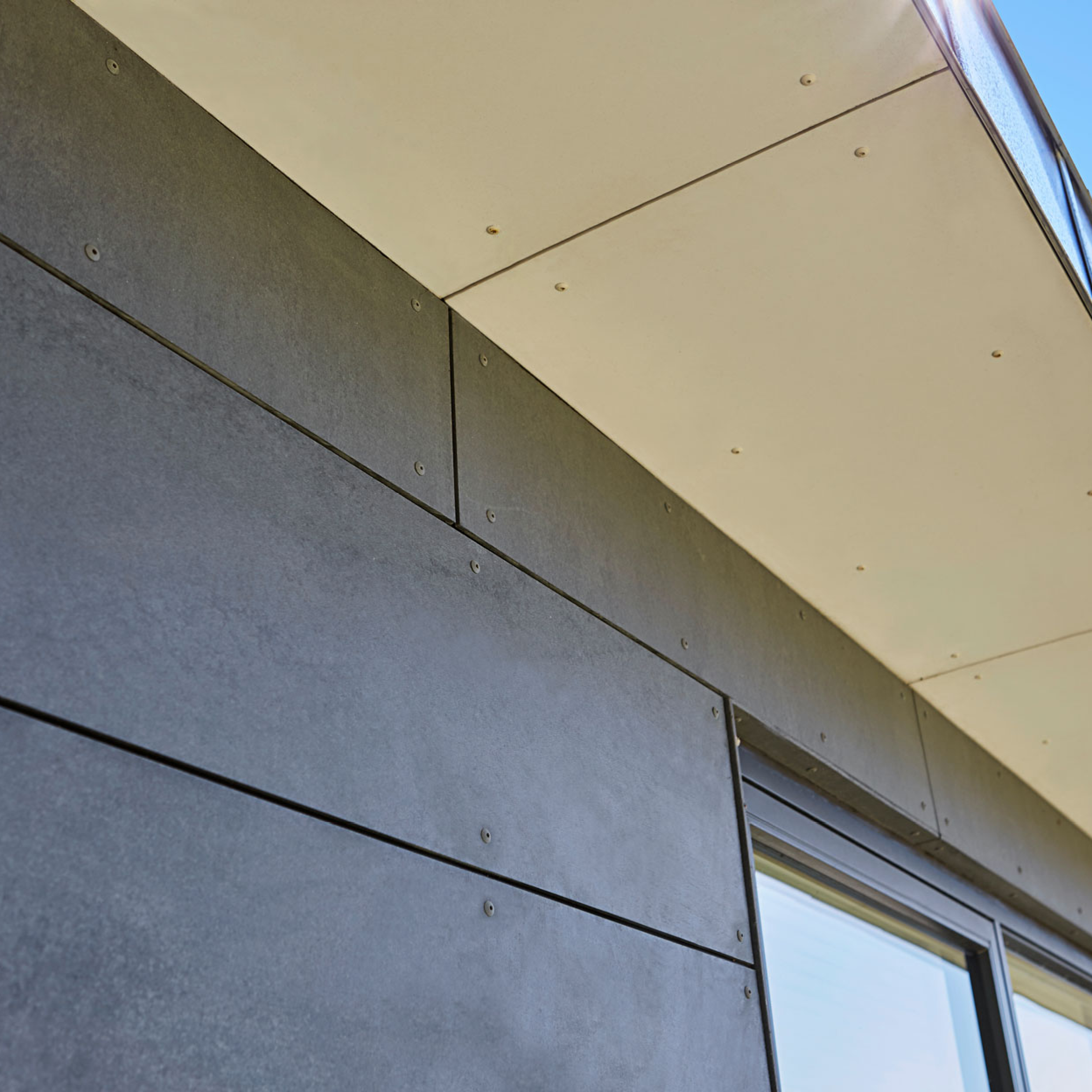 Swisspearl facadeplader beskytter og forfiner dit byggeri | XL-BYG