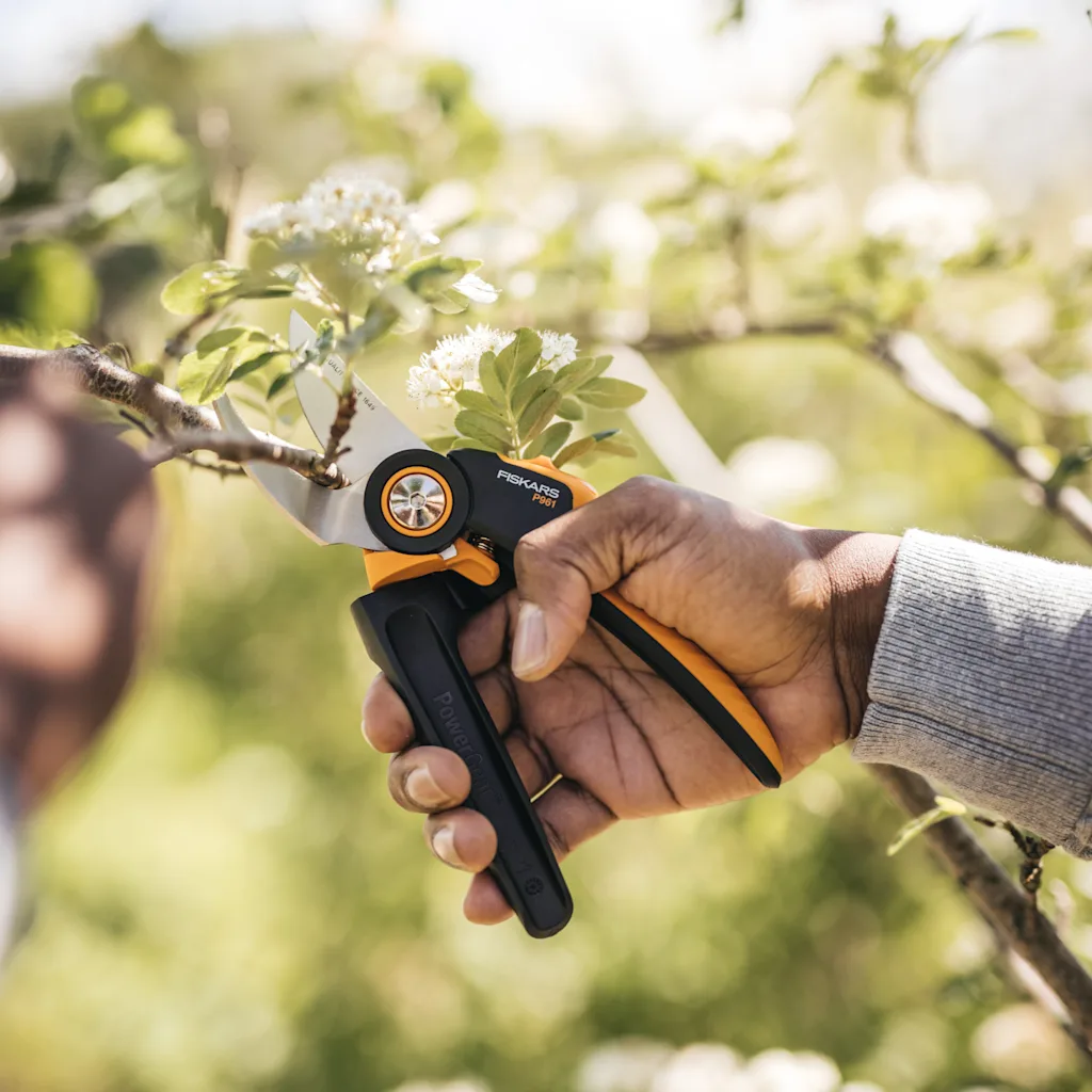 Fiskars | Stort udvalg af haveredskaber i høj kvalitet | XL-BYG