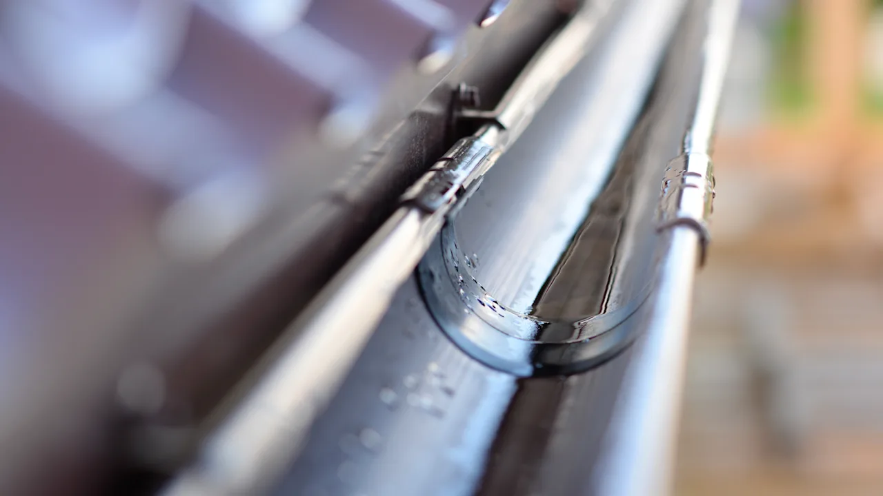 Montering af tagrender ⇒ Få det korrekte fald her! | XL-BYG