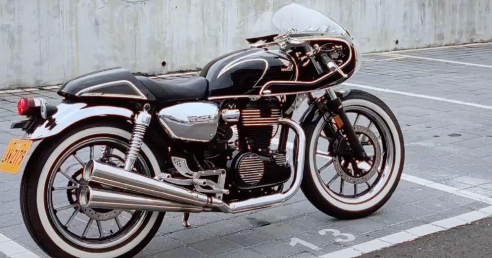 Honda H’ness CB350 Transformed Into Stunning Cafe Racer