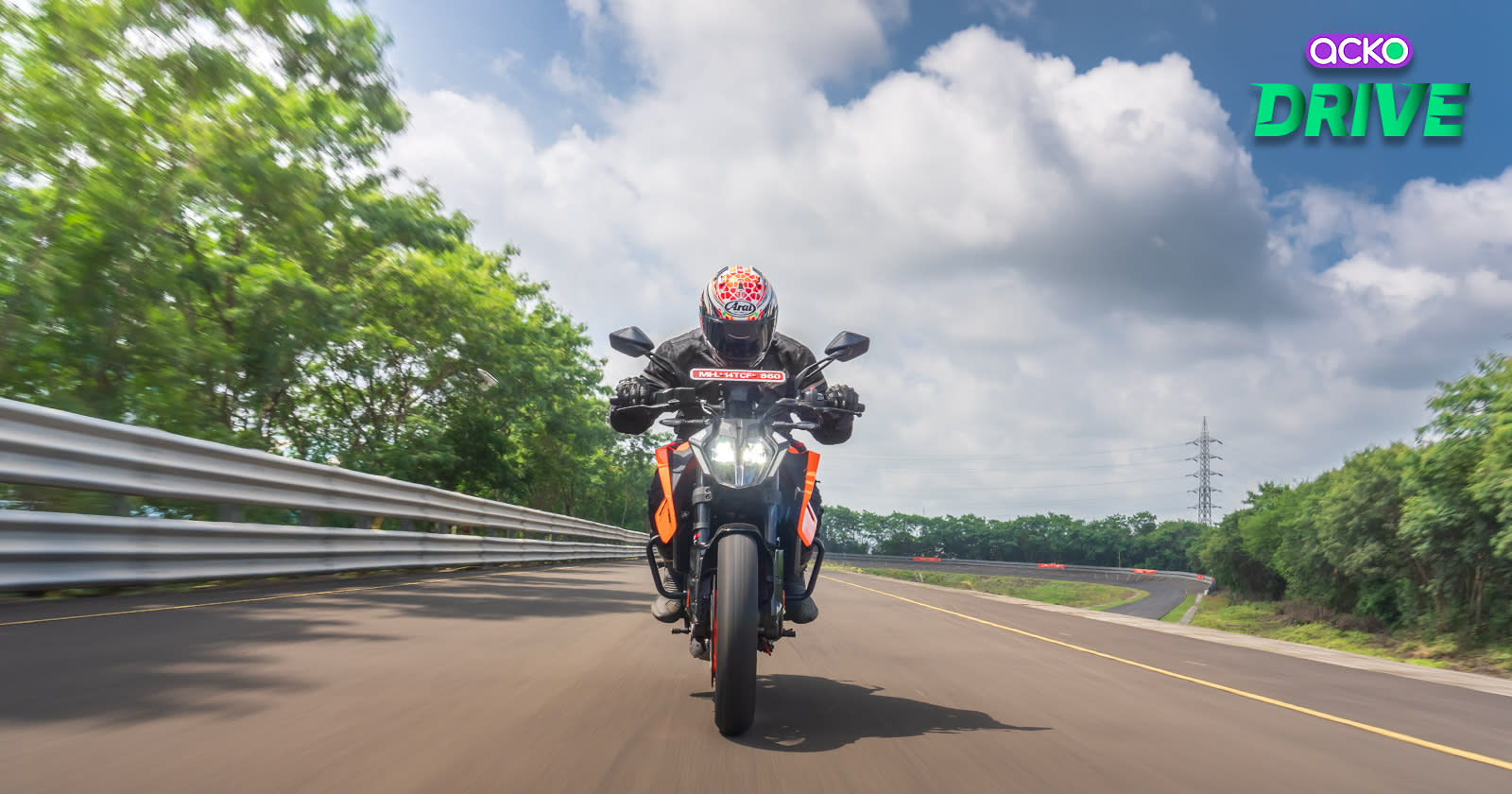 2023 KTM 390 Duke Review - The Benchmark!