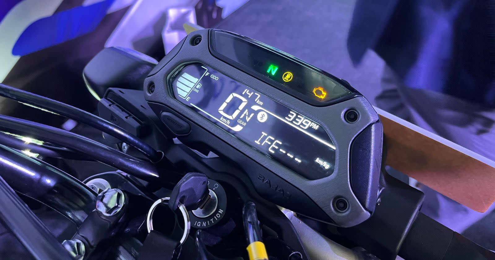 Bajaj Freedom 125 - Image Gallery