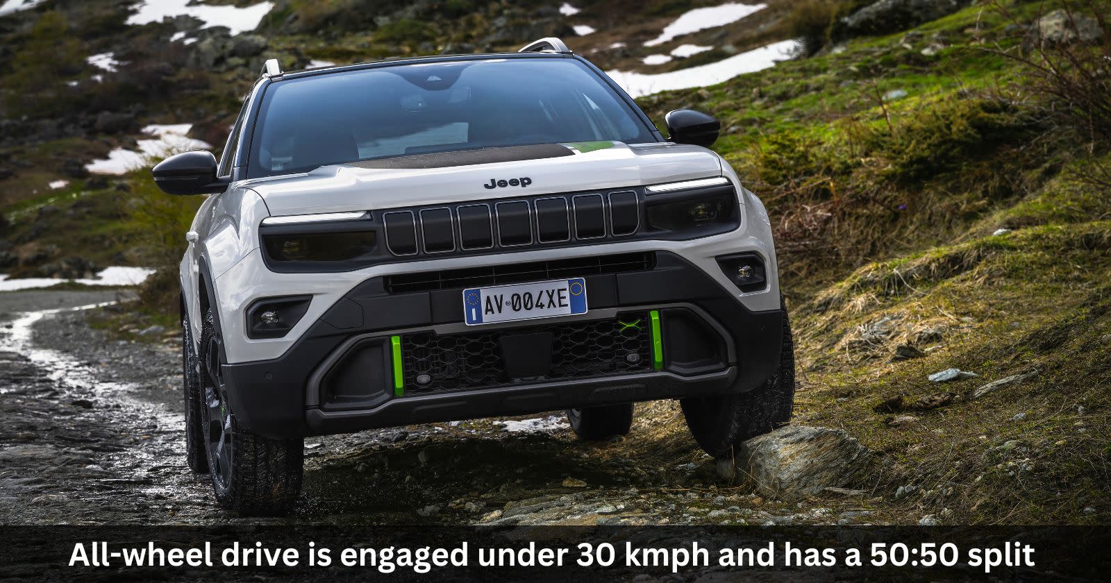 Jeep Avenger 4xe Is a Rugged Compact Off-Road SUV