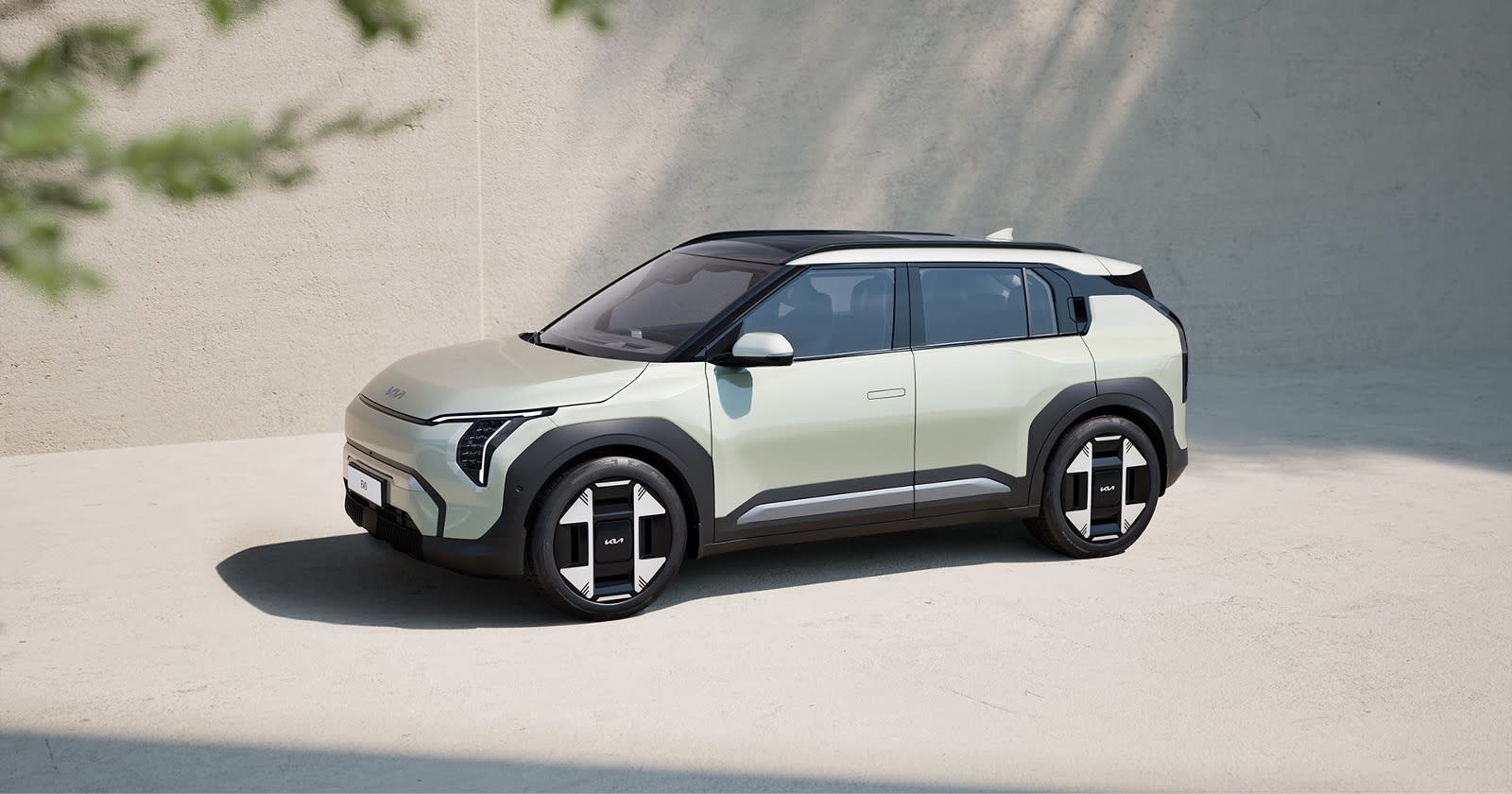 Kia Unveils ChatGPT-Powered Voice Assistant in EV3 Electric SUV