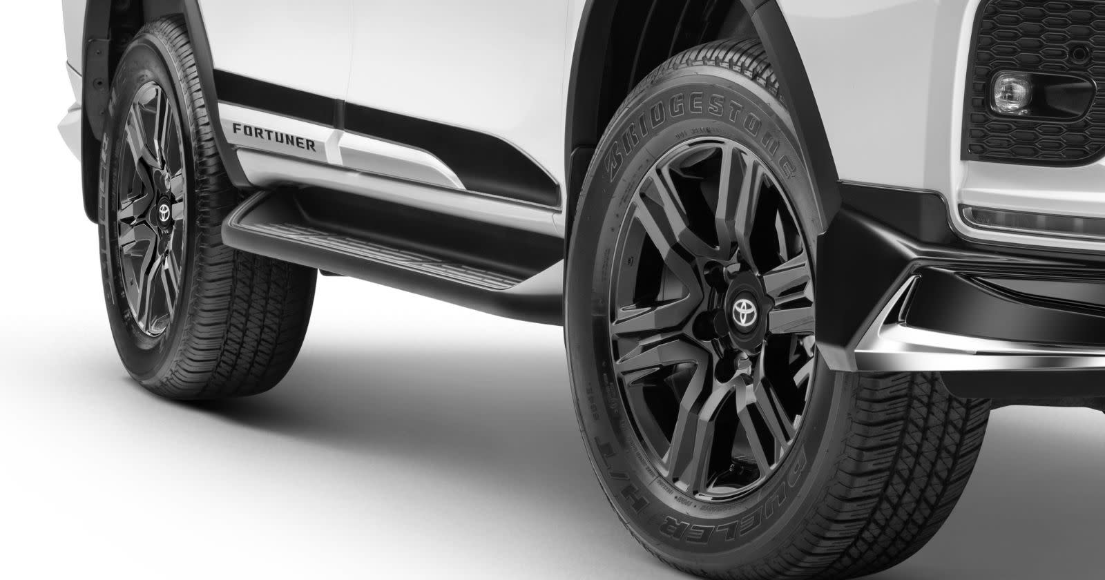 Toyota Fortuner Leader Edition Revealed; Bookings Open