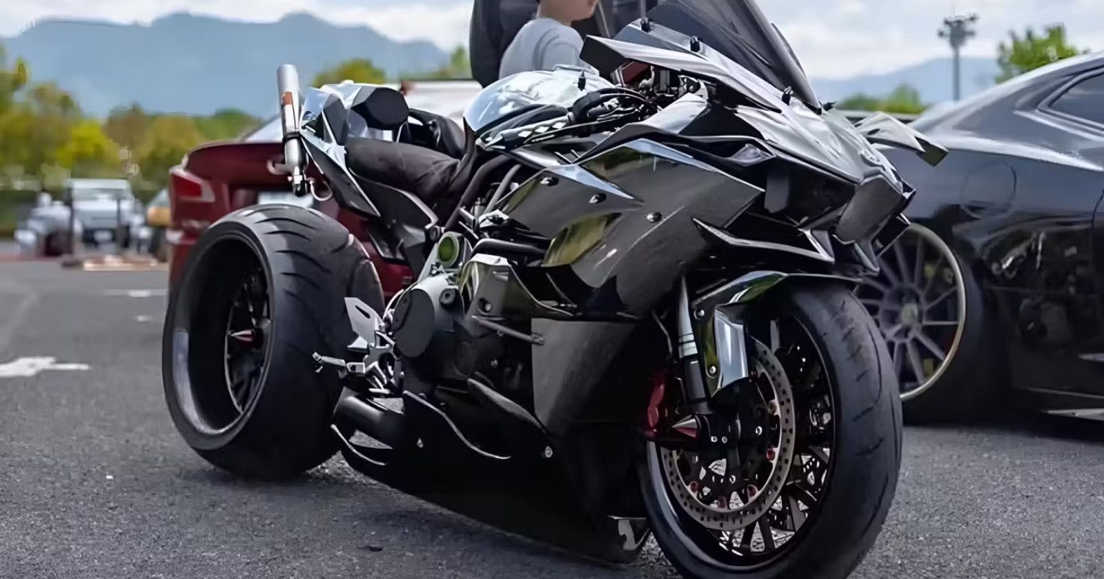 Kawasaki Ninja H2R With NOS! Ready To Rip The Streets