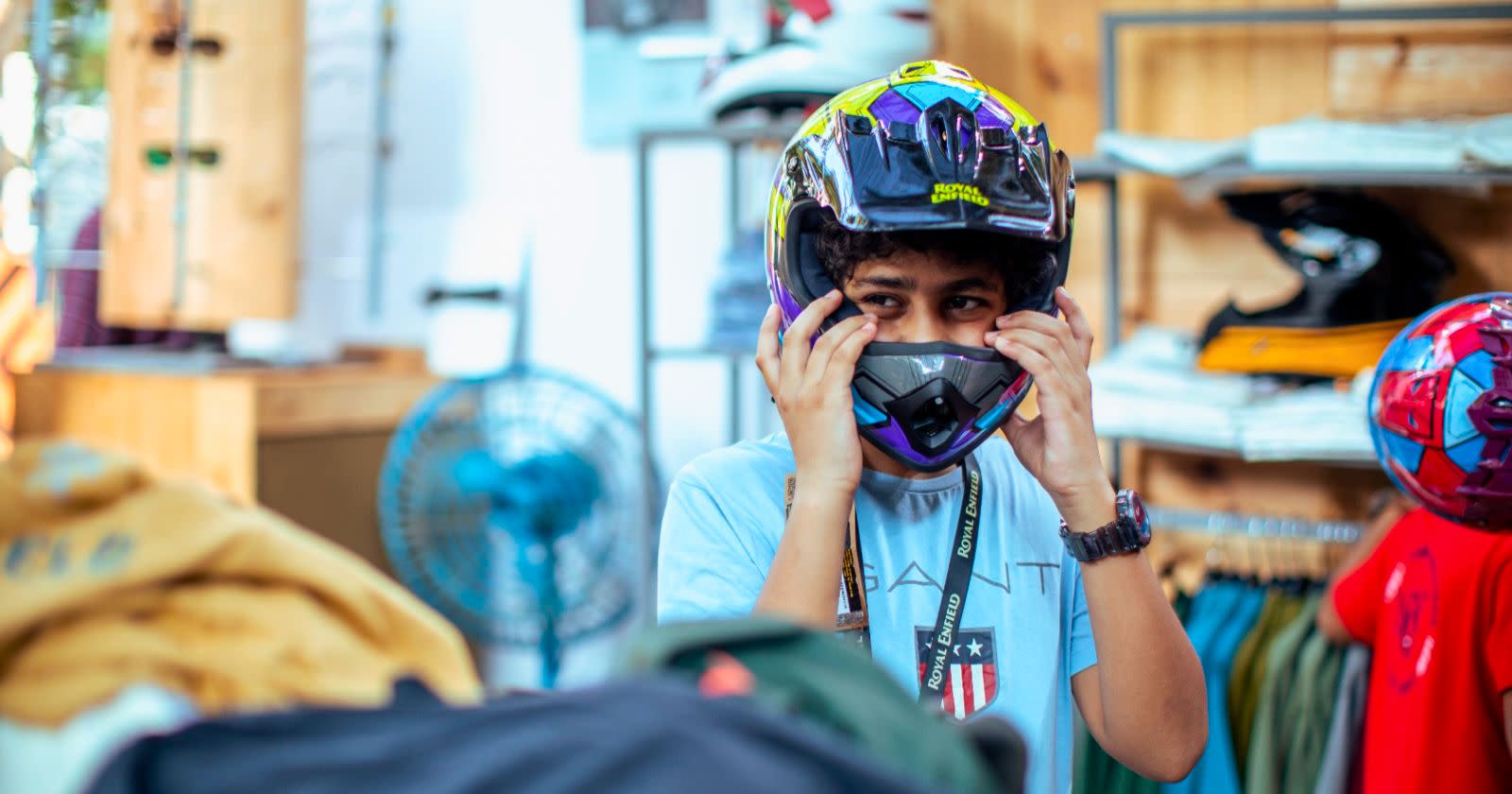 Royal Enfield Introduces Kids Helmet for Young Riding Enthusiasts