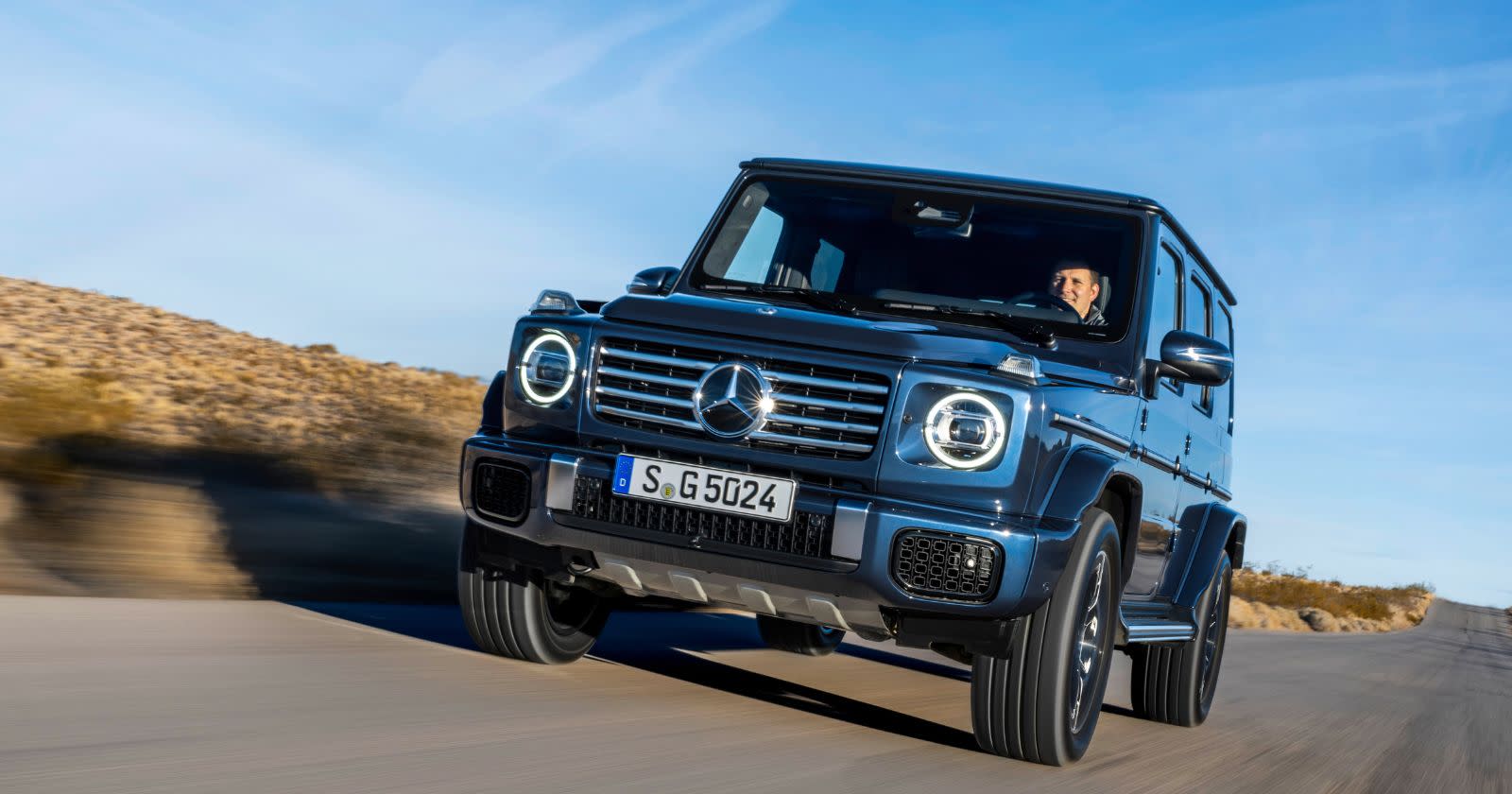 2025 Mercedes-G Class Debuts With New Hybrid Tech