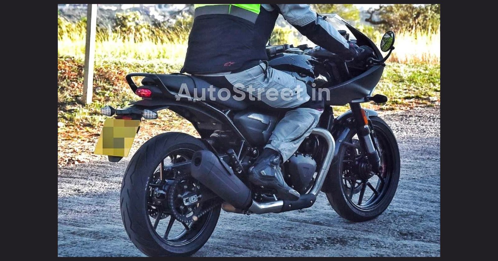 Triumph Speed 400-based Thruxton 400 Café Racer Spotted Testing