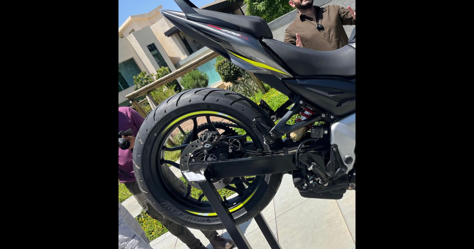 Bajaj Pulsar NS400Z - Image Gallery