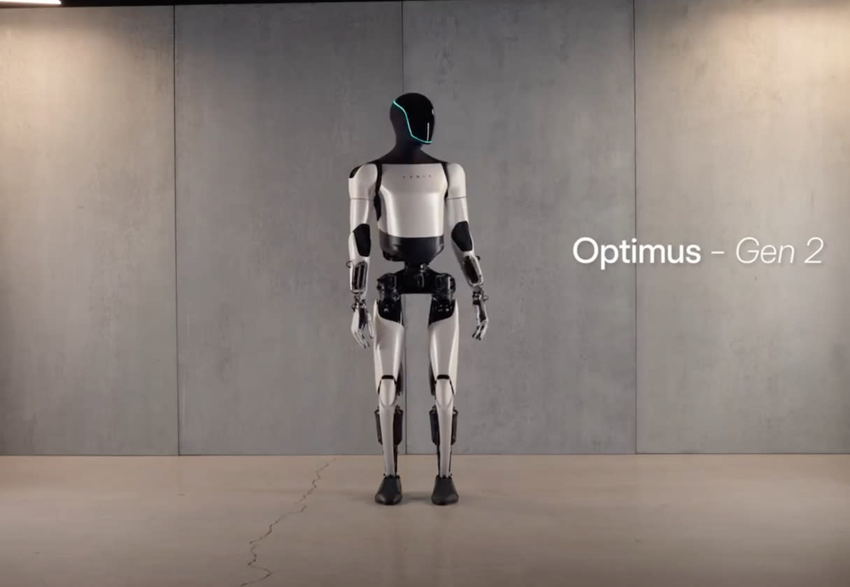 The Optimus Bot 2 Can Boil Eggs & Dance