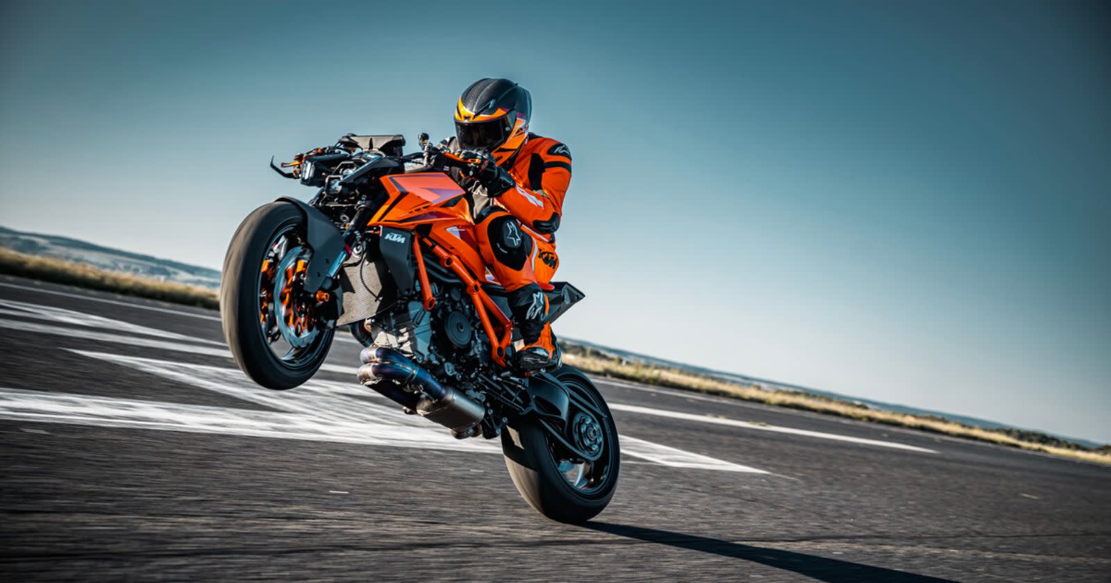 KTM’s Beast Gets Bigger: Newly-unveiled The Super Duke 1390 R Is Here