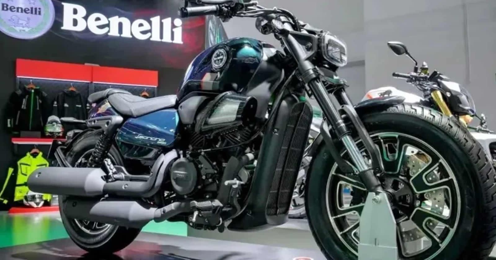 Benelli Unveils The Leoncino Bobber 400 For China
