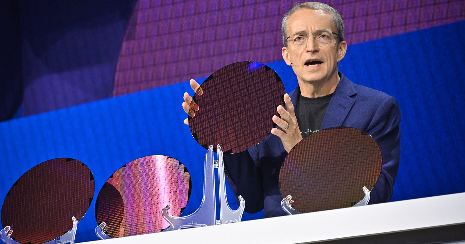 Intel Unveils 288-Core Xeon CPU, Next-Gen Roadmap for Data Centers