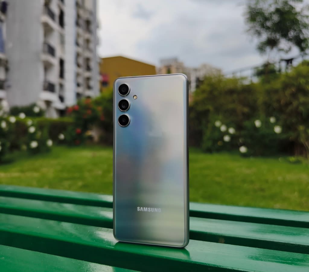 Samsung Galaxy F54 Review: Striking Balance of Features & Affordability
