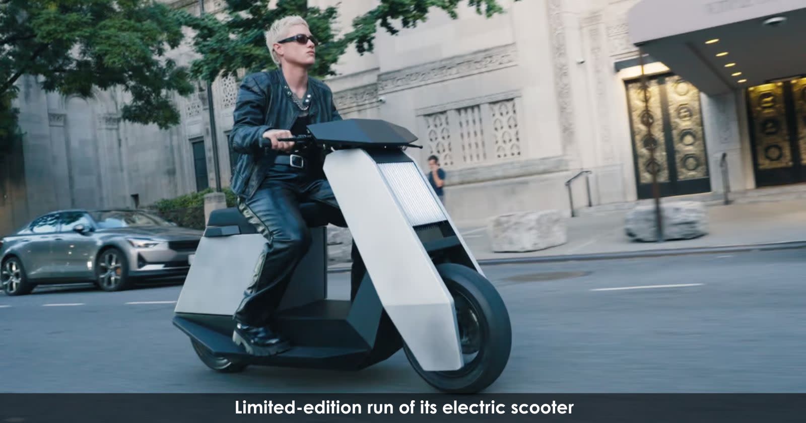 Infinite Machine P1 Brings Monolithic Design To Scooter World