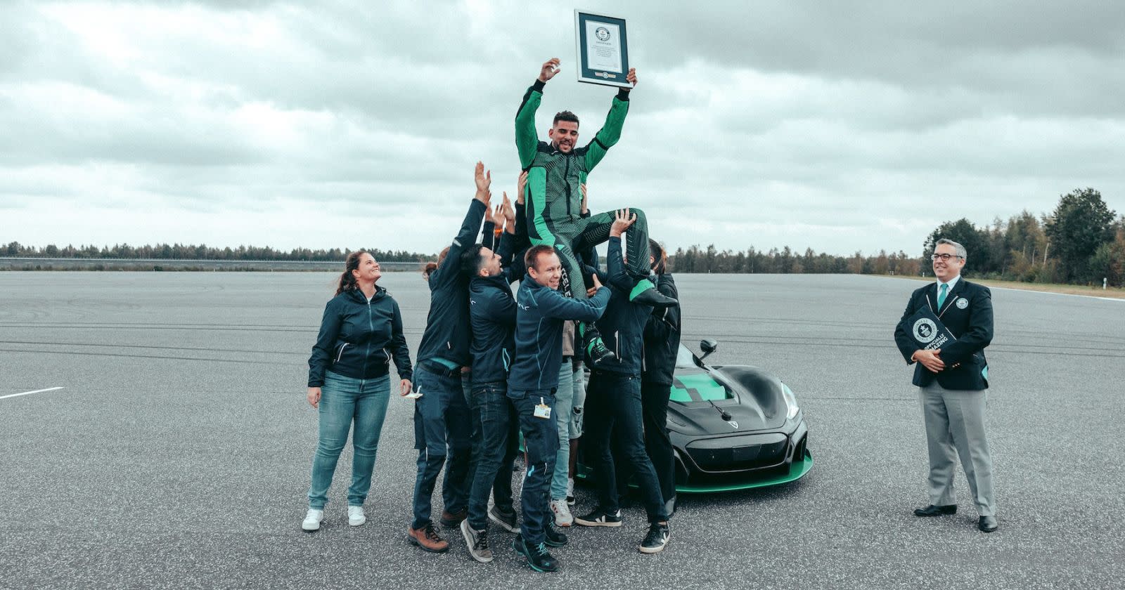 Rimac Nevera Is The Fastest Car In Reverse!