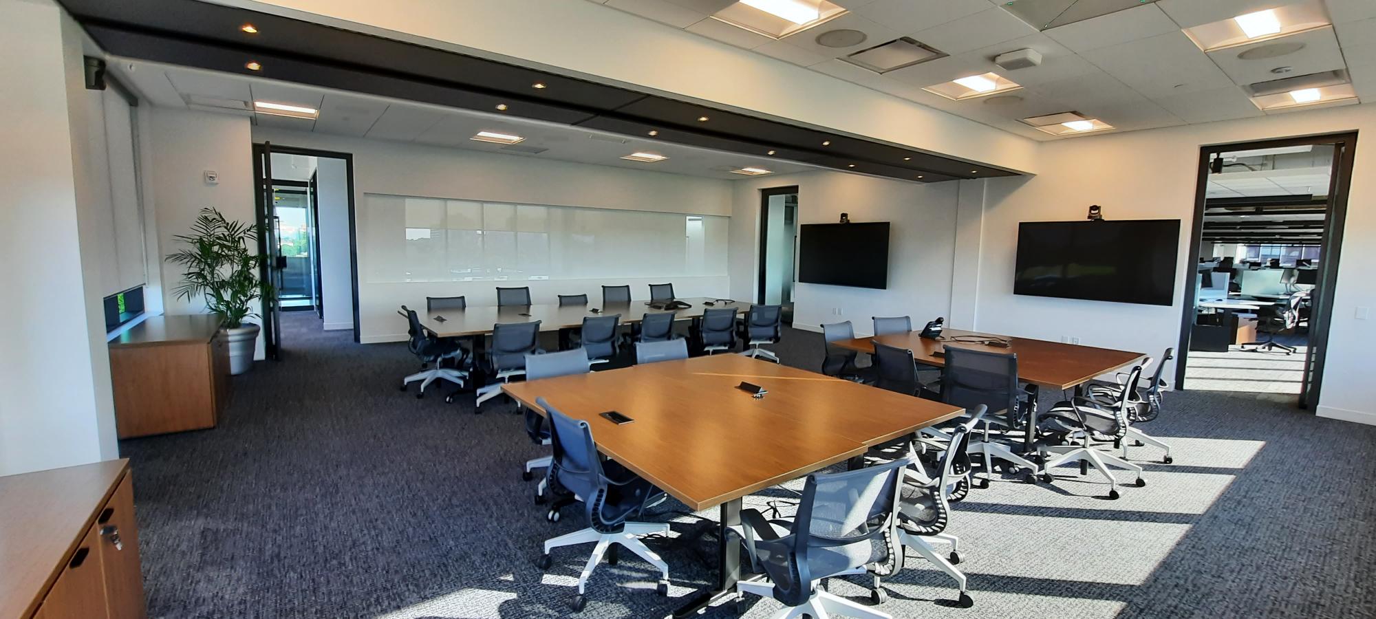 KPMG in Canada's Kitchener Office - Glovebox | Zehr Group | Building ...