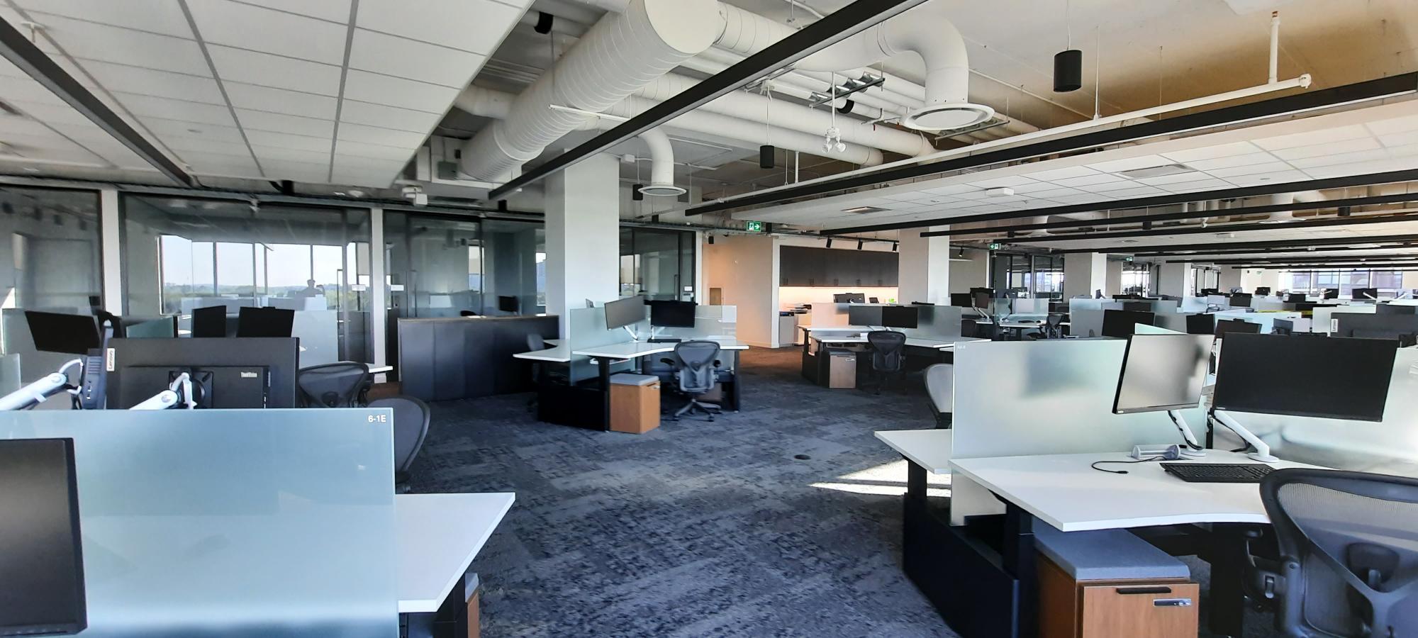 KPMG in Canada's Kitchener Office - Glovebox | Zehr Group | Building ...