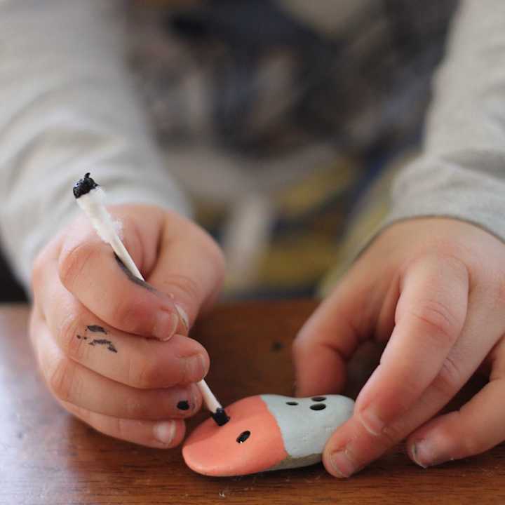 Sparkle Craft: Painted Stone Dominoes — Sparkle Stories
