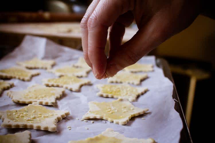 Sparkle Kitchen: Gluten Free Star Crackers — Sparkle Stories