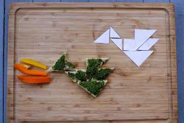 Sparkle Kitchen: Pesto Toast Tangram Dragons — Sparkle Stories