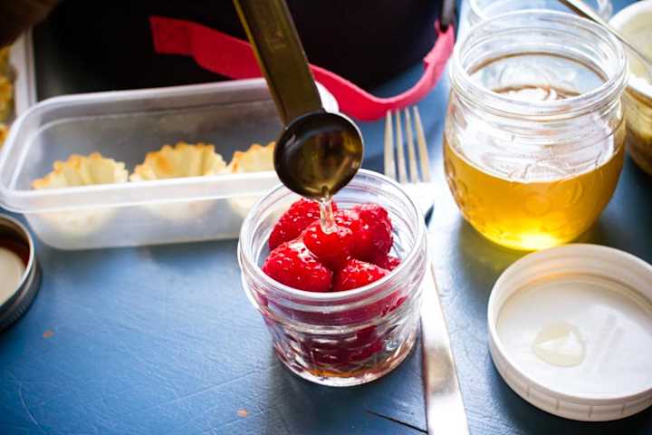 Sparkle Kitchen: Raspberry Tarts — Sparkle Stories