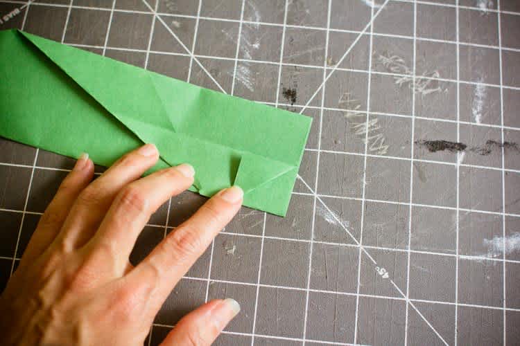sparkle craft: three paper airplanes — Sparkle Stories