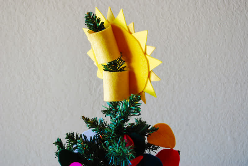 Sparkle Craft: Solstice Sun Tree Topper — Sparkle Stories