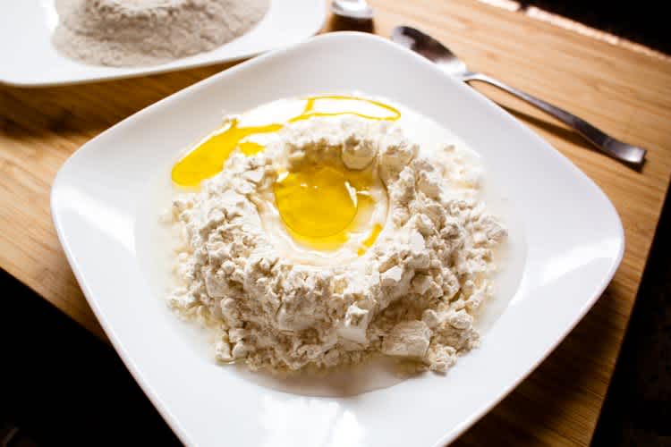 sparkle kitchen: chapati bread, two ways — Sparkle Stories