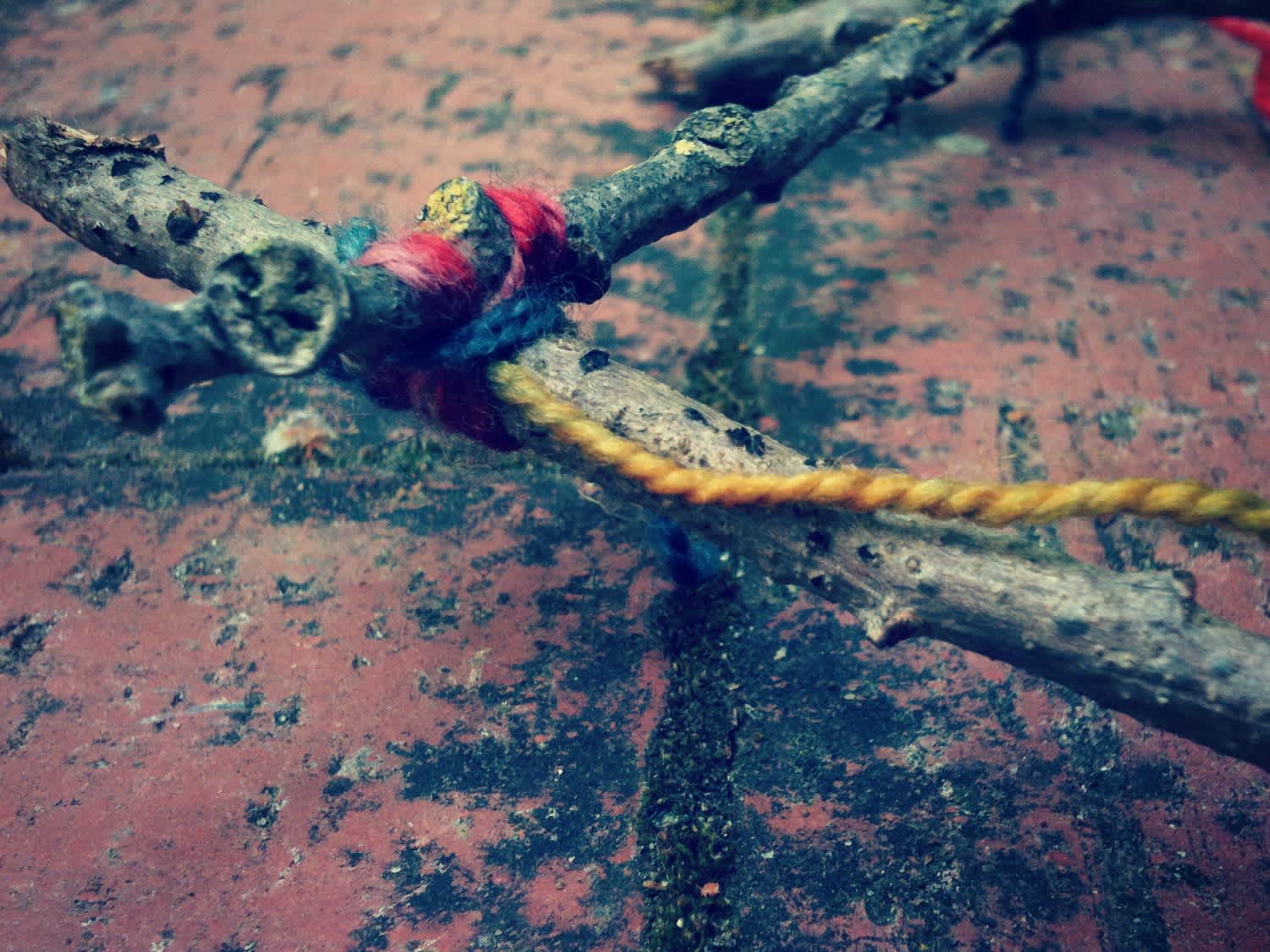 Sparkle Crafts: Lashing Sticks — Sparkle Stories
