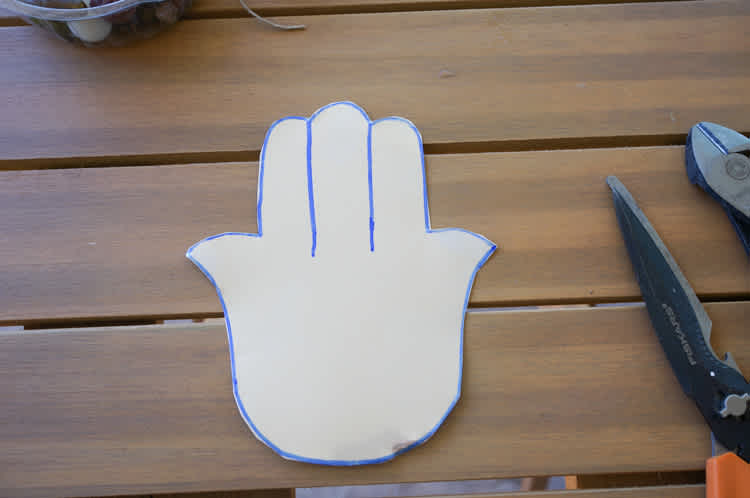 Nature School Project: DIY Hamsa Scarecrow — Sparkle Stories