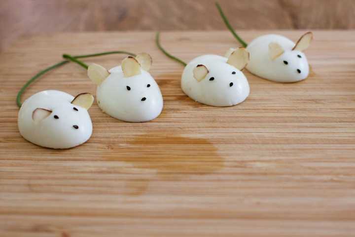 Sparkle Kitchen: Hard Boiled Egg Mice Snacks — Sparkle Stories
